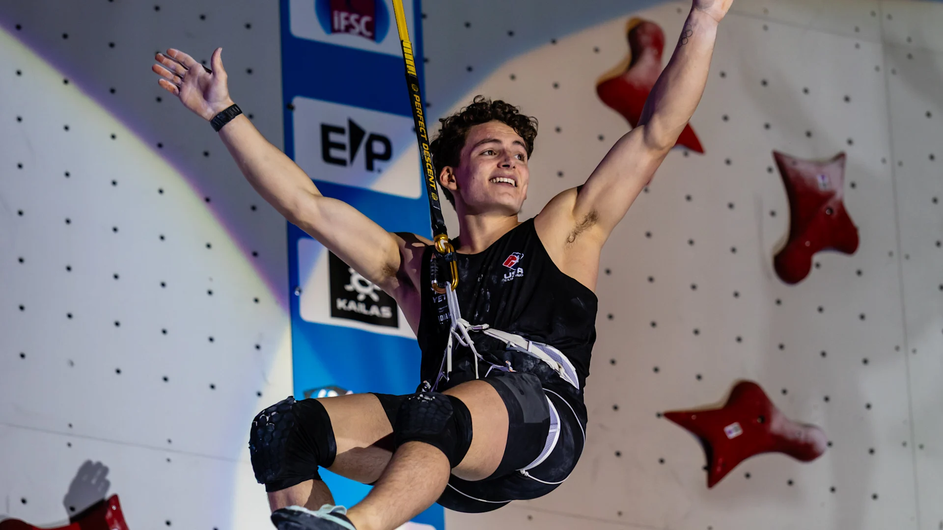 Speed Climbing finals 🔥 ACTION-PACKED day in Chamonix! | Official ...